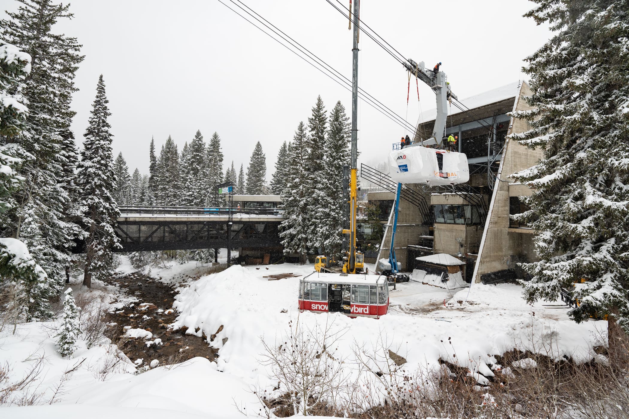 Snowbird Installs New Red Tram Car After Summer Incident - Unofficial ...