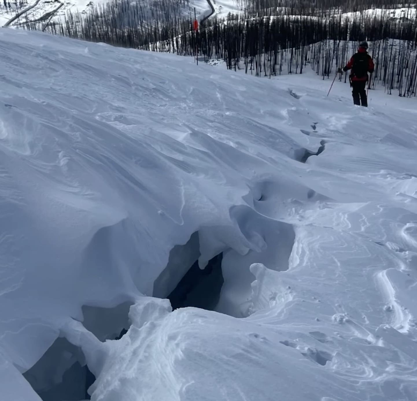 40-Foot Deep Crevasse Discovered At Sierra-at-Tahoe - Unofficial Networks