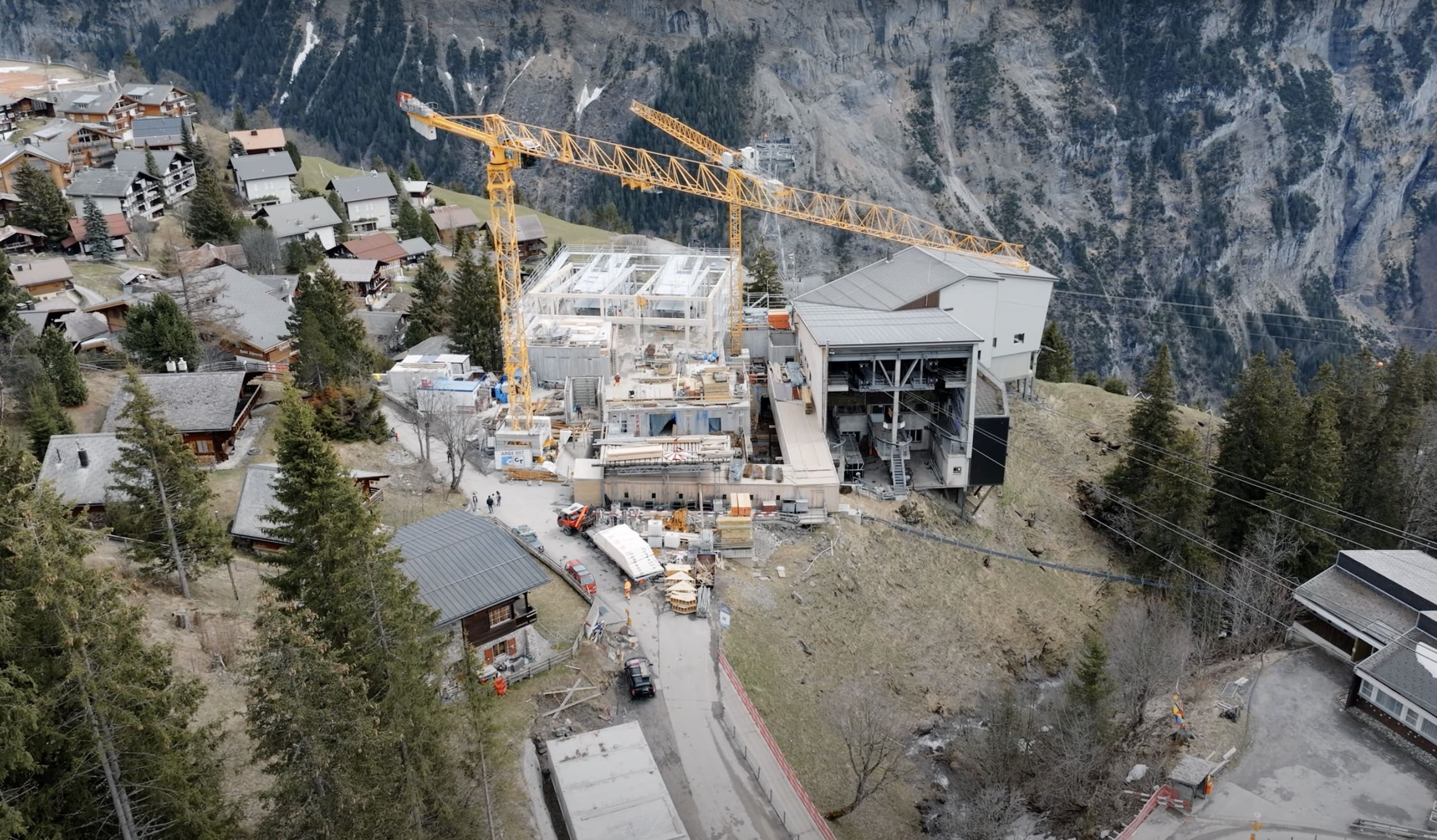 Impressive Logistics Behind Construction Of A Cable Car System