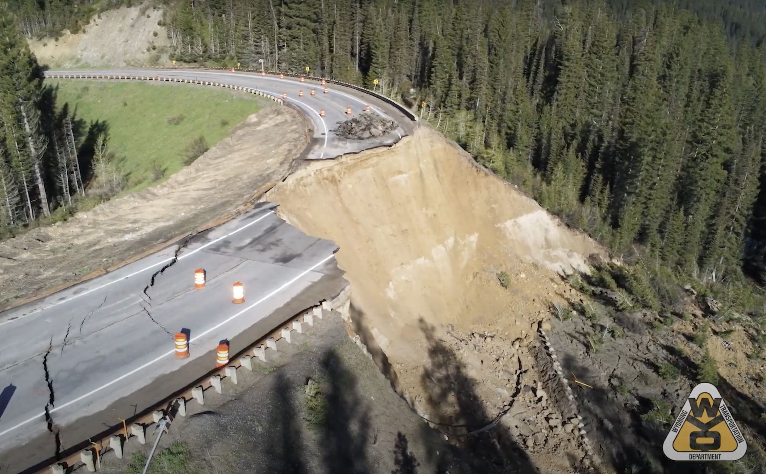 Raw Aerial Footage From Teton Pass "Catastrophic Failure" - Unofficial ...