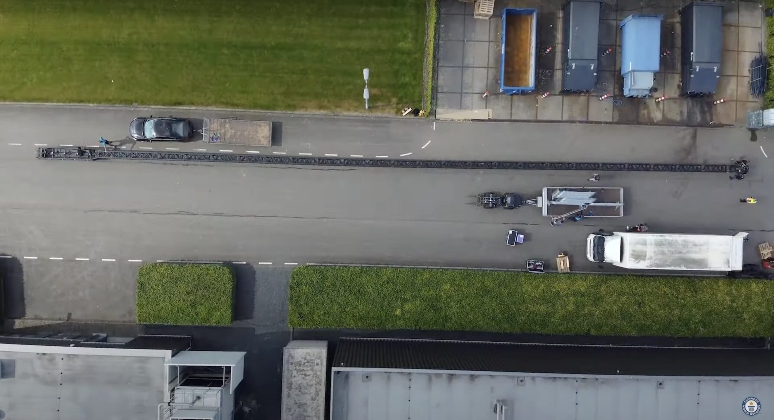 World Record For Longest Bicycle Set In The Netherlands (180 feet 11 inches) - Unofficial Networks