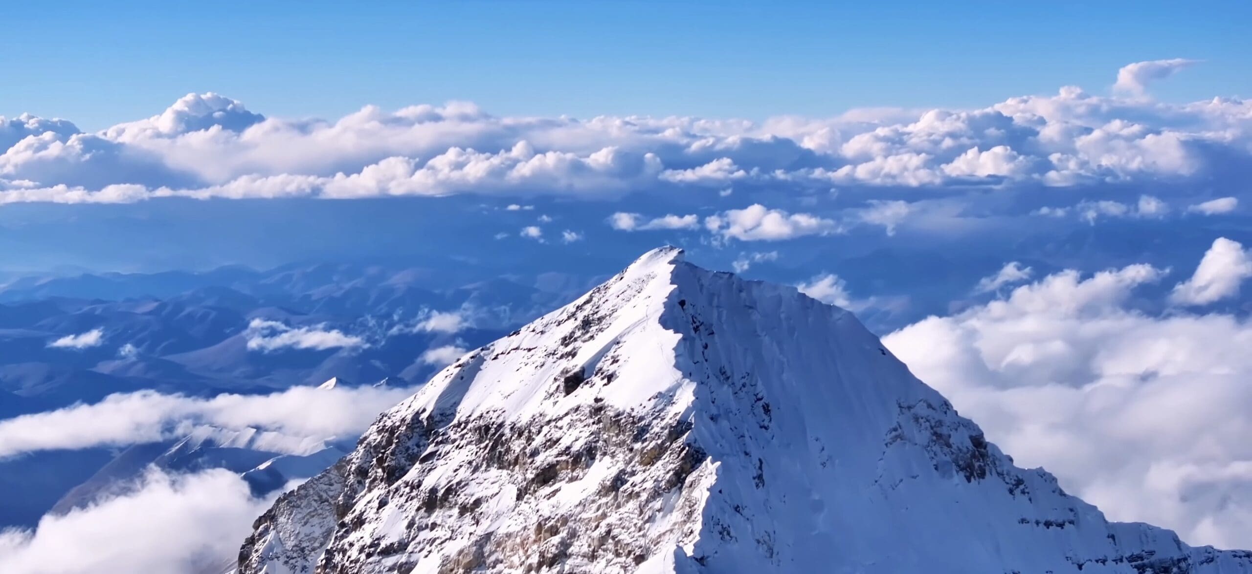WATCH: Ascending Everest Through The Eyes Of A Drone - Unofficial Networks