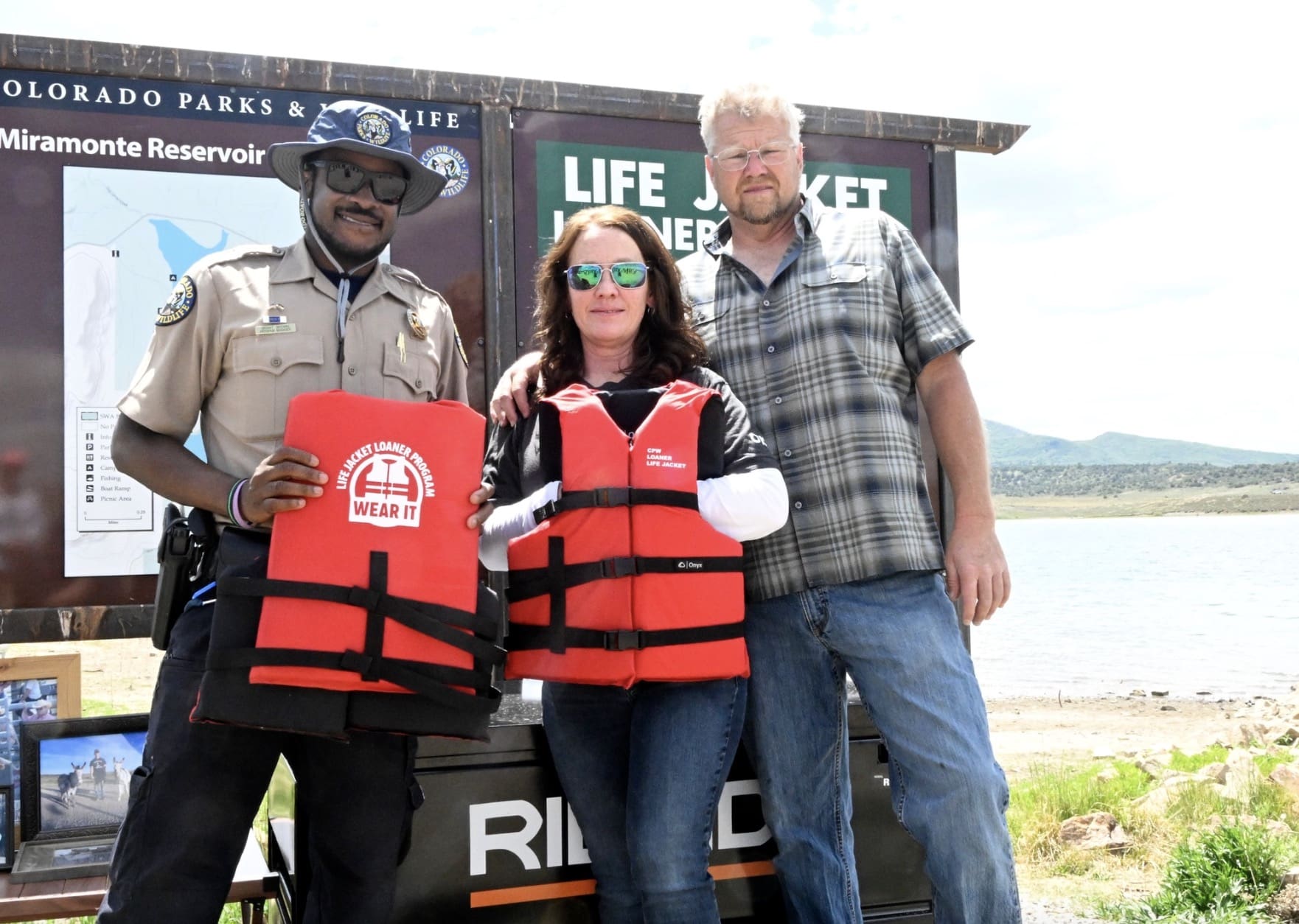 CPW Is Begging People To Wear Life Jackets