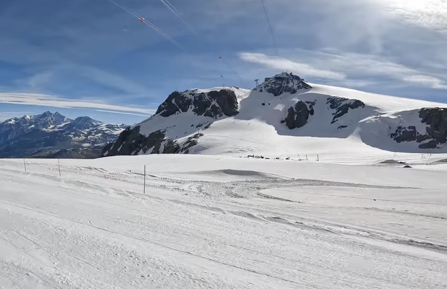 Stunning July Ski Laps On A Matterhorn Glacier (Video) - Unofficial Networks