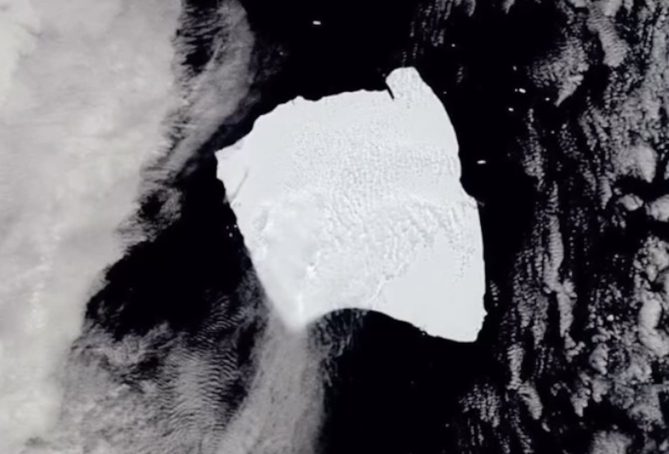 Iceberg The Size of Rhode Island Stuck Spinning After Getting Caught In ...