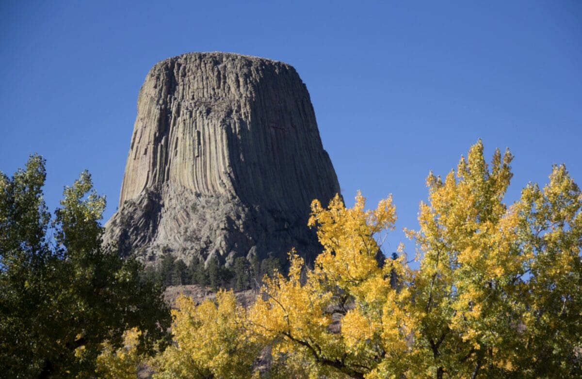 21-Year-Old Climber Dies In Fall @ Devils Tower National Monument ...