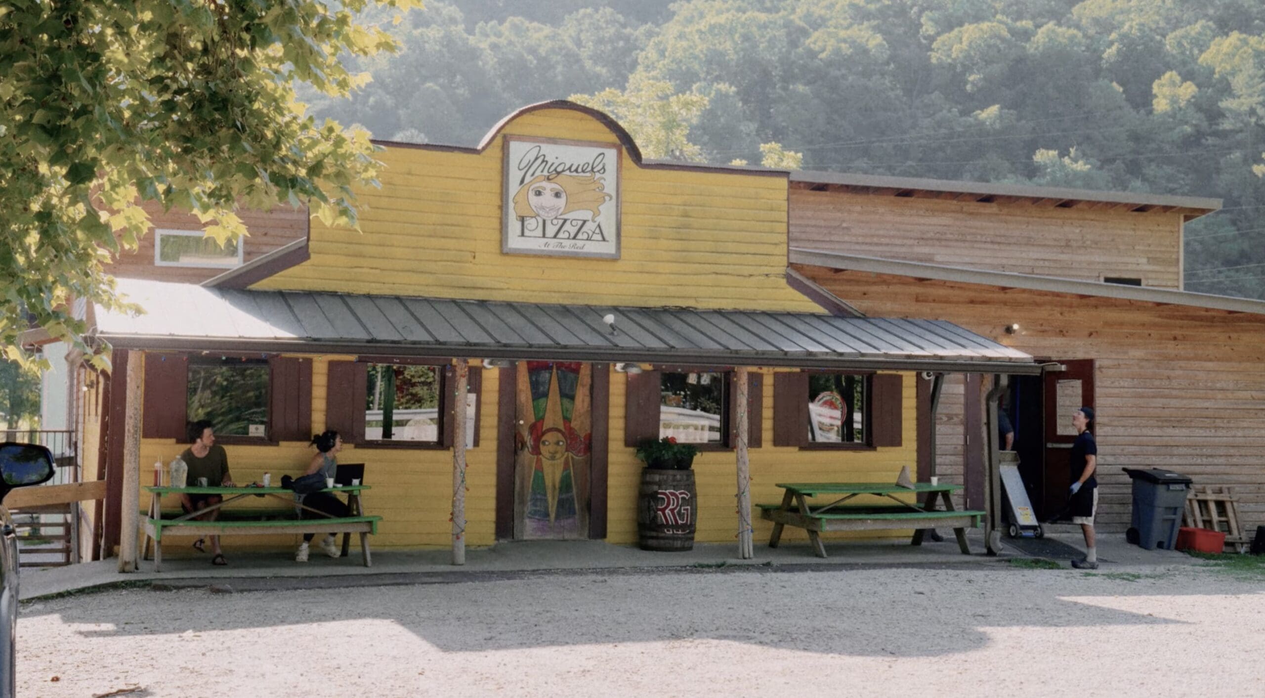 The Unlikely Climbing Paradise Behind A Kentucky Pizza Shop ...