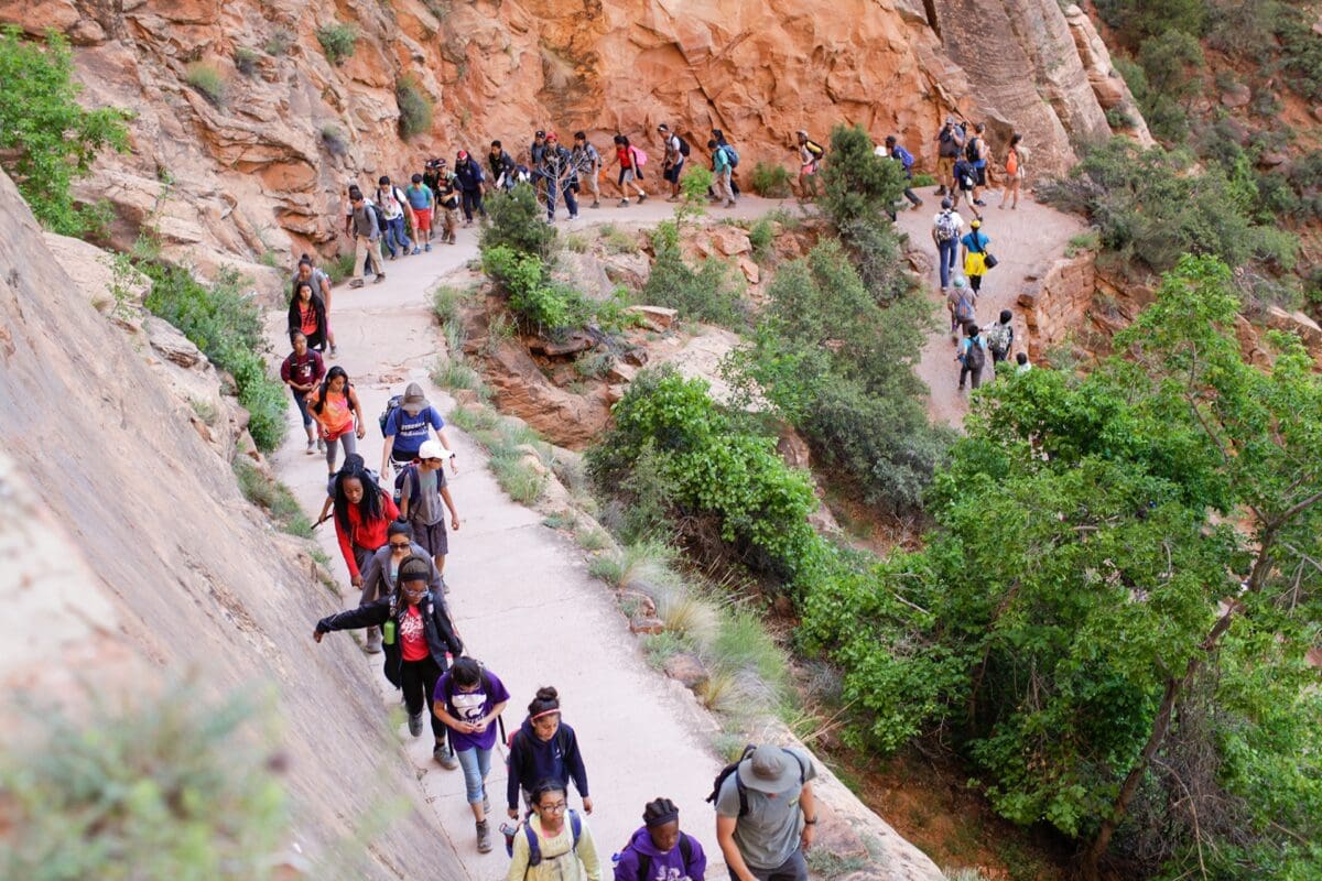 National Park Hiking Etiquette PSA - Unofficial Networks