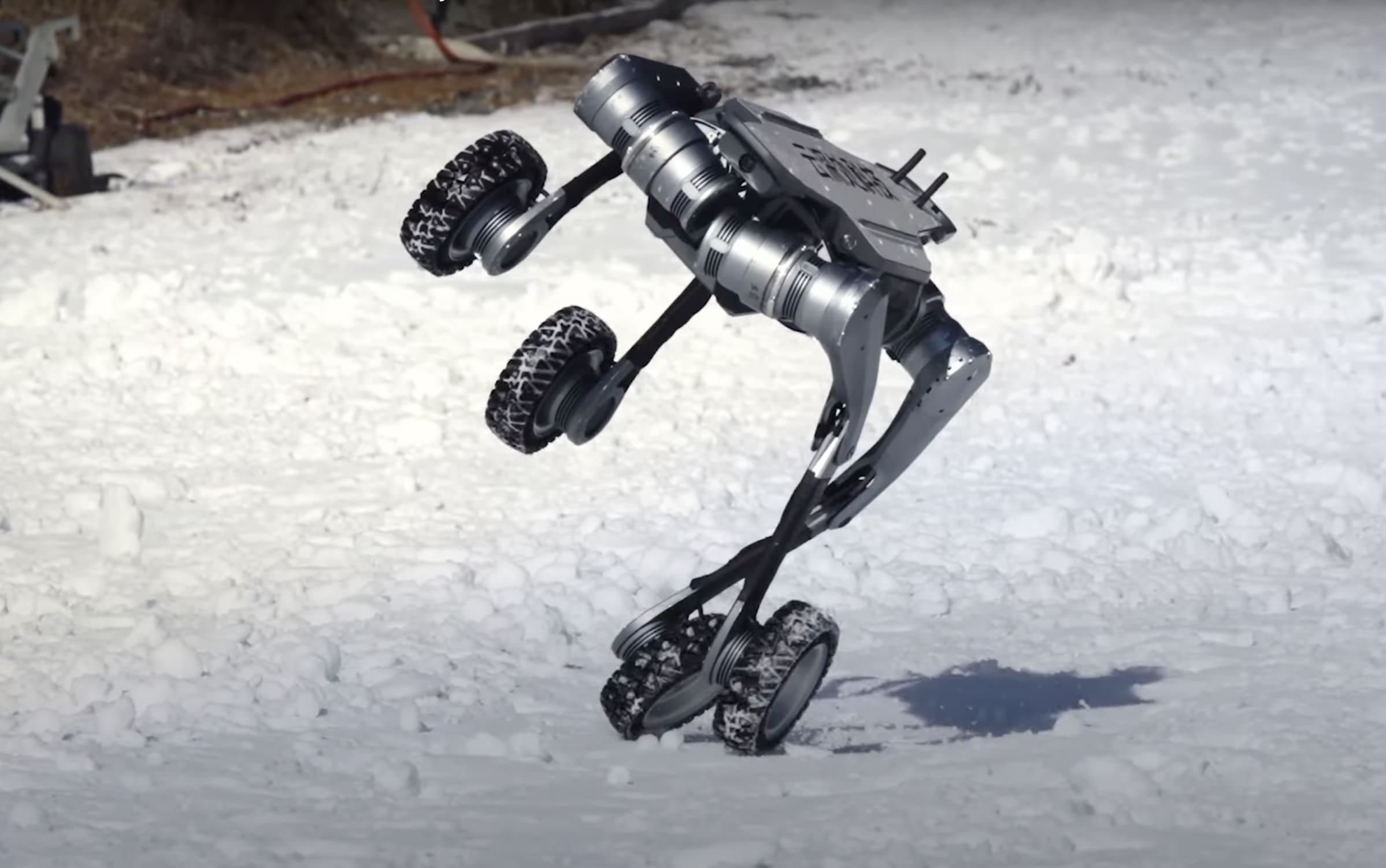 This Spiked Tire AI Embodied Robot Handles Snow Incredibly Well - Unofficial Networks