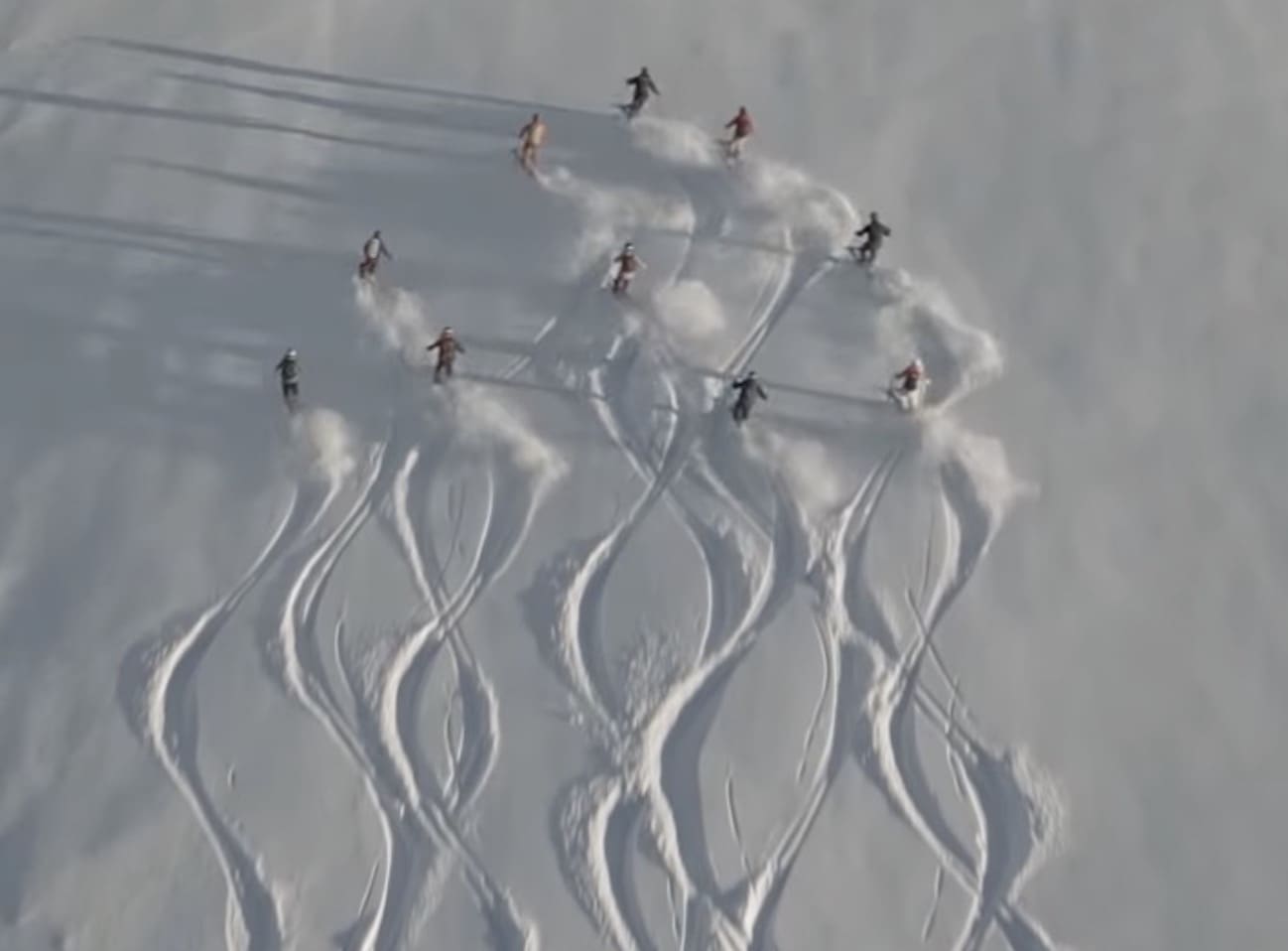These Synchronized Powder Skiers Are Something Else - Unofficial Networks