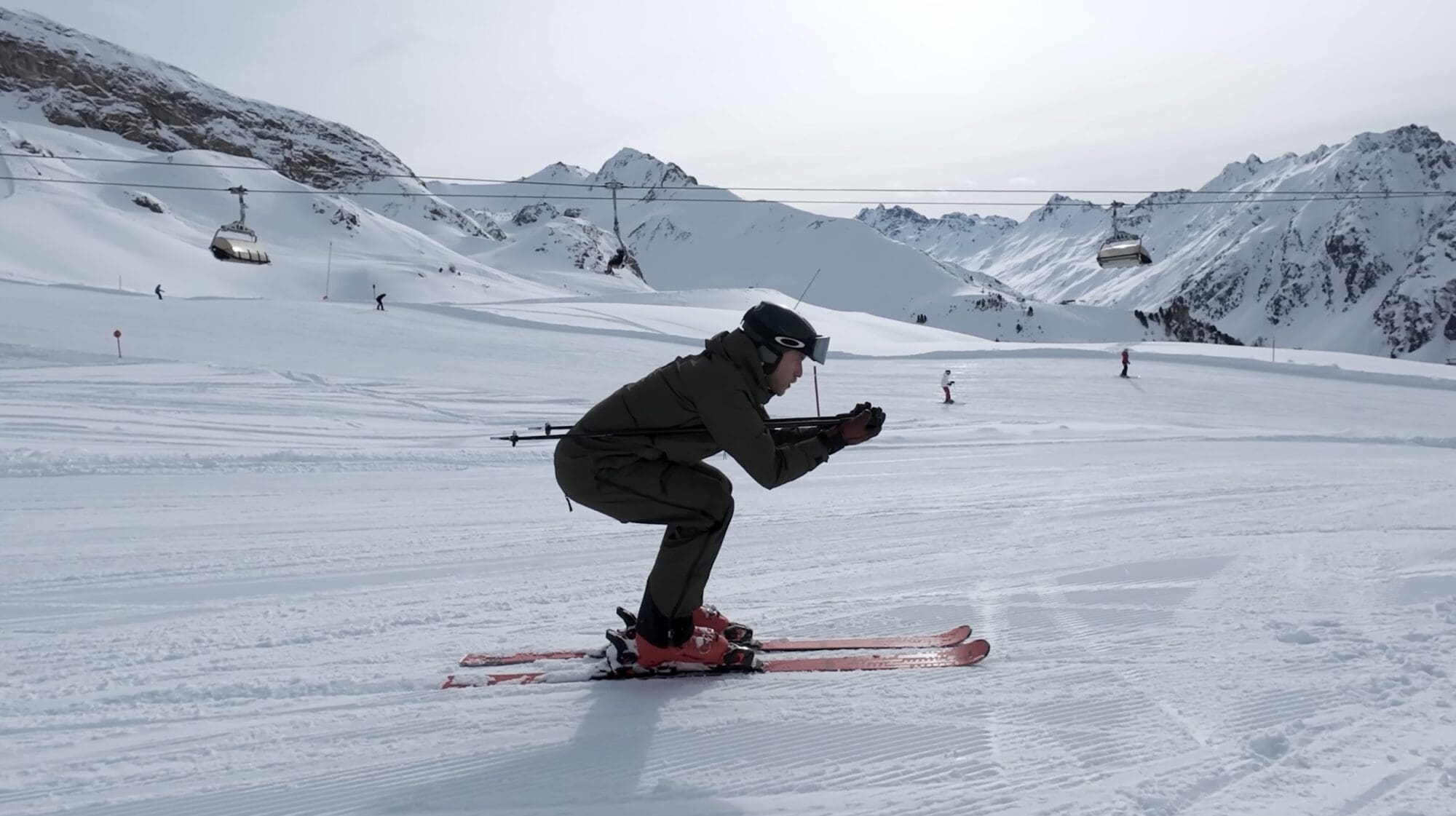 European Ski Instructor Explains How To Master The Straight-Line ...