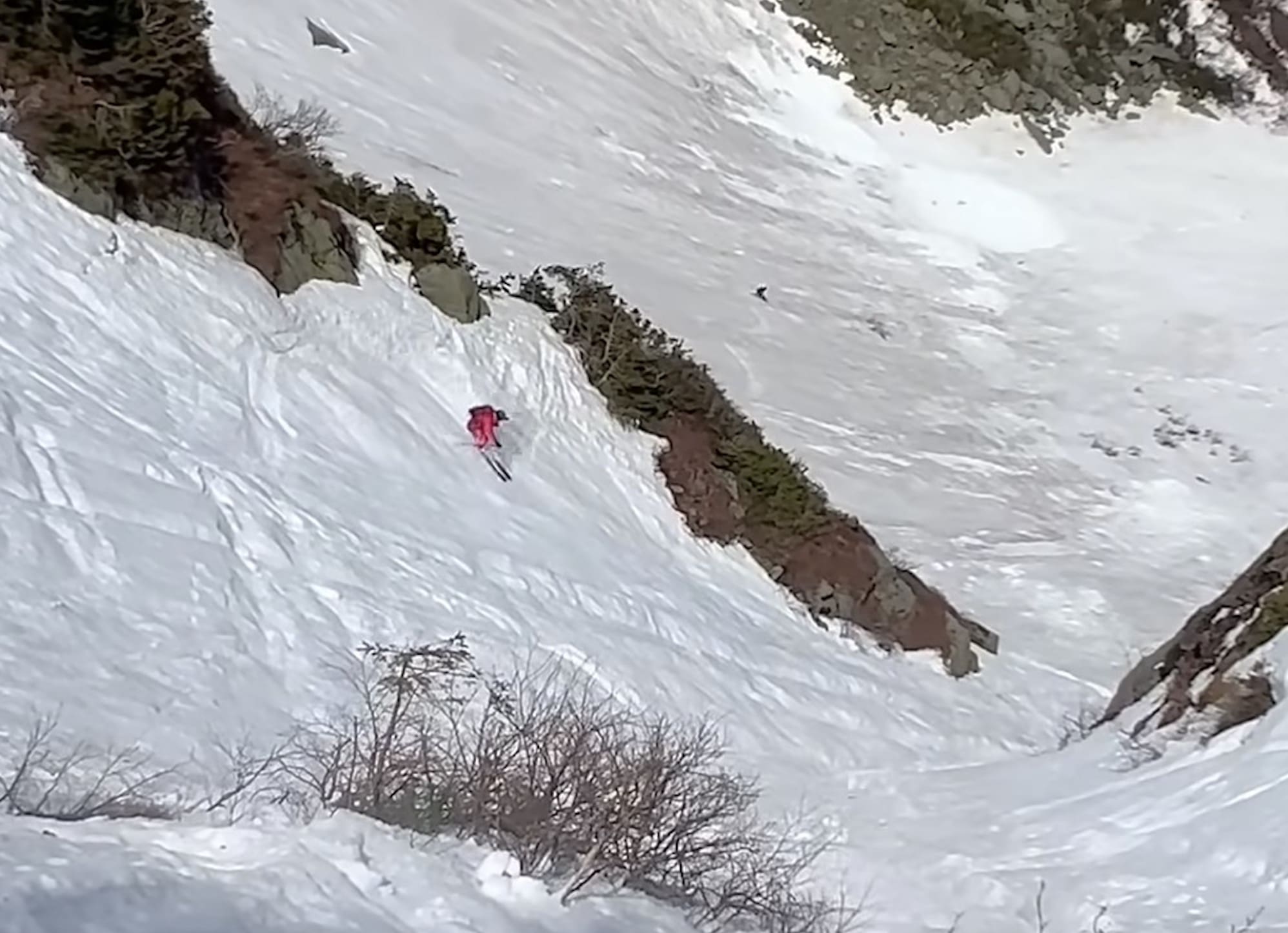 A Guide To Skiing Tuckerman Ravine - Unofficial Networks