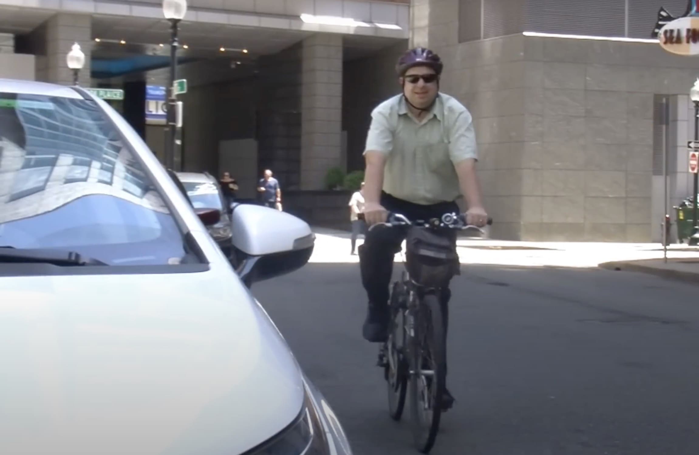 “The Dutch Reach” This Commonsense Protocol Protects Against Dooring ...