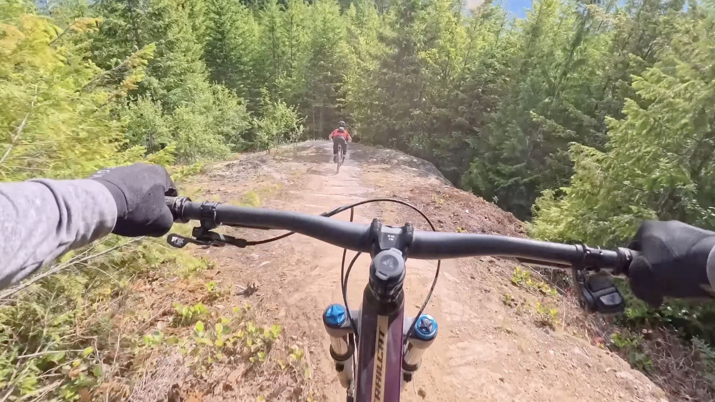 Mountain Biking YouTuber Tries To Follow A Pro On His Local Trails ...