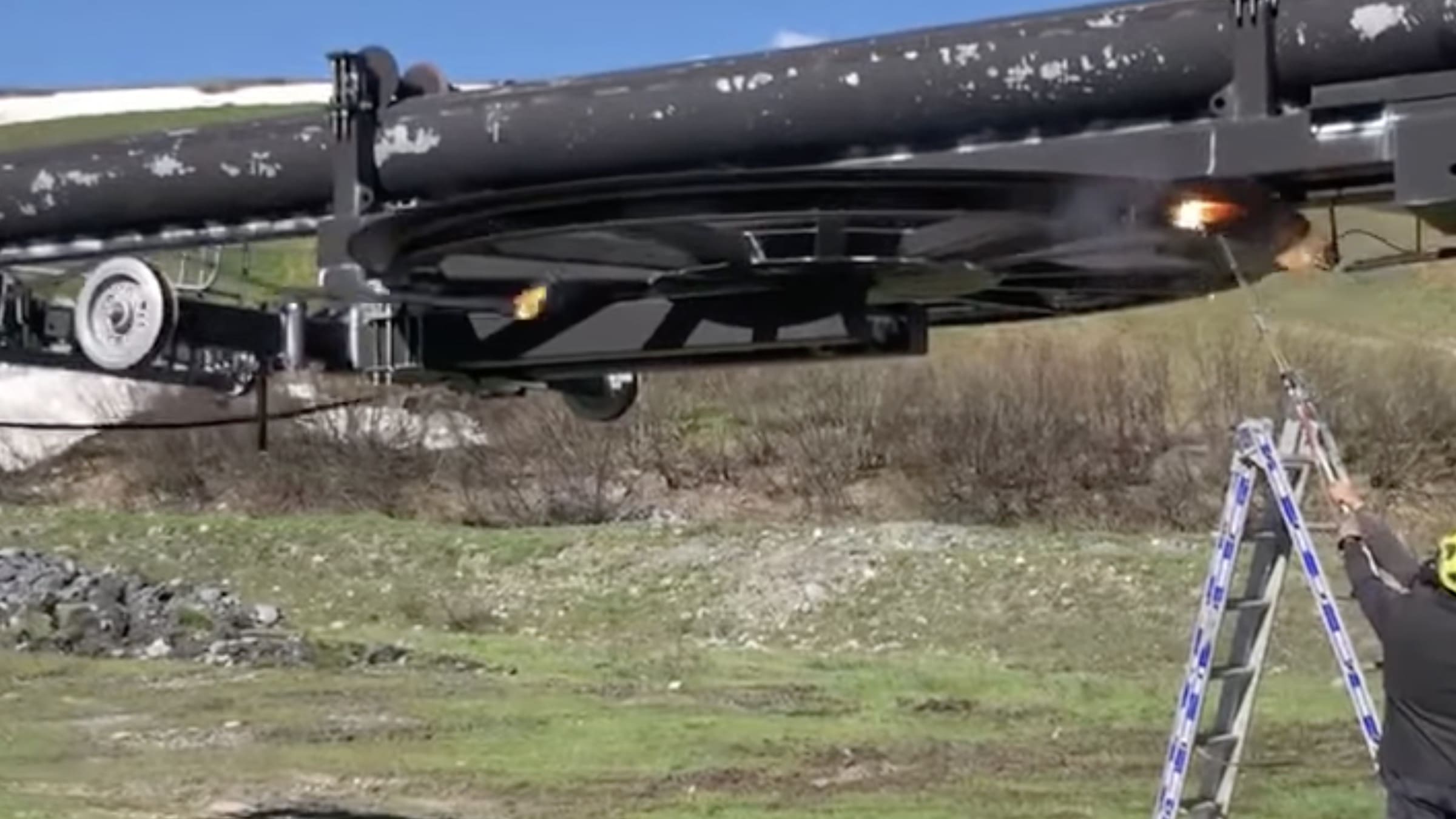 Ski Lift Cable Snaps In Half With Immense Force During Its Removal ...