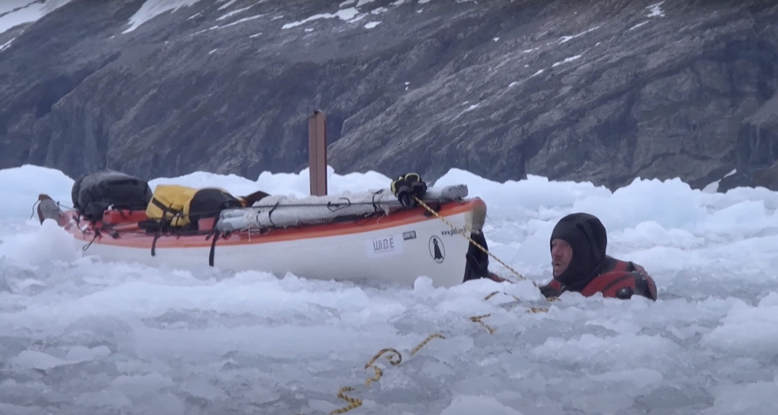 The Most Dangerous Kayak Expedition On Earth (620 Miles Down Coastal ...