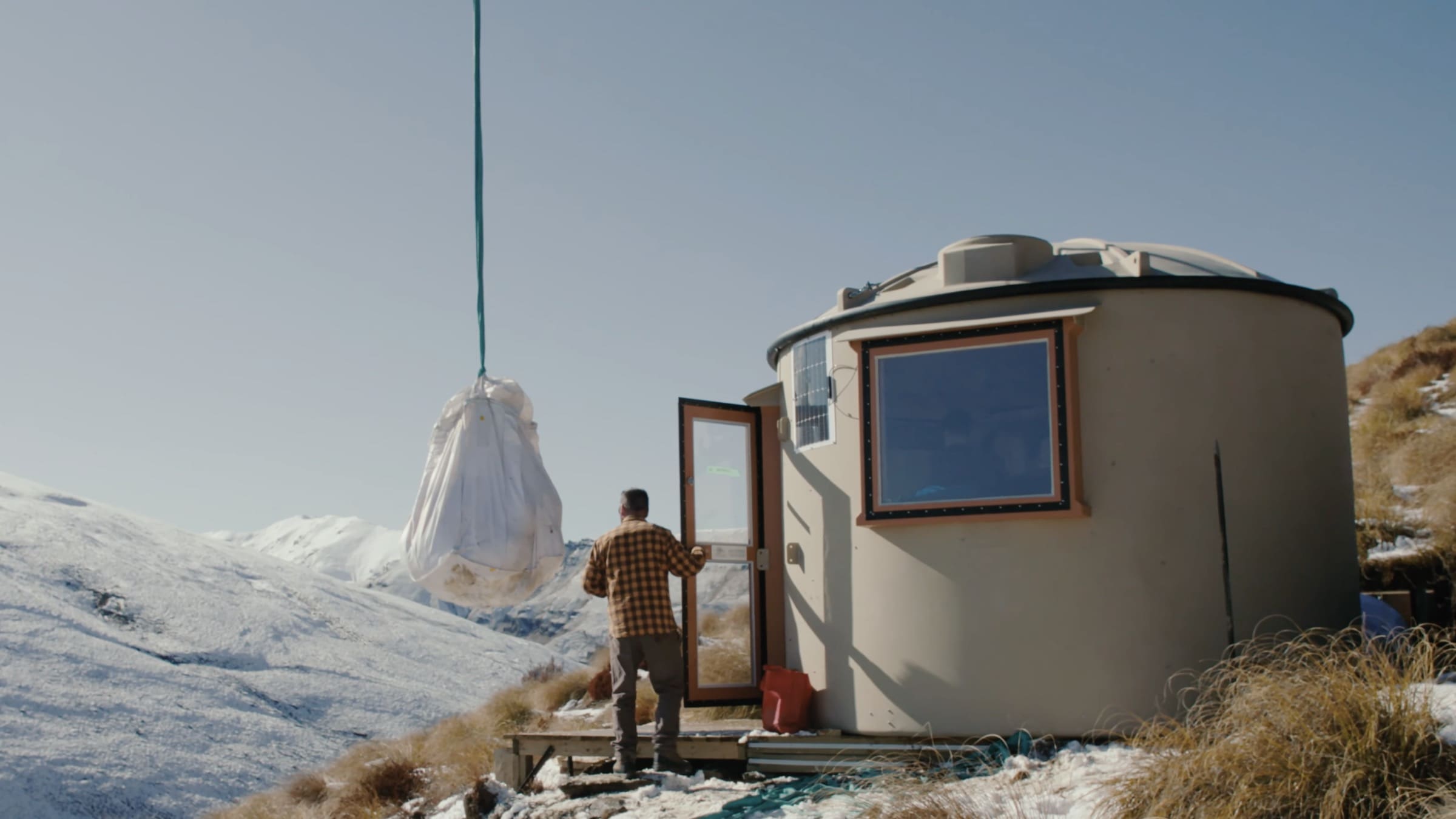 New Zealand Man Hopes To Bring Unique Mountain Huts To The Remarkables ...