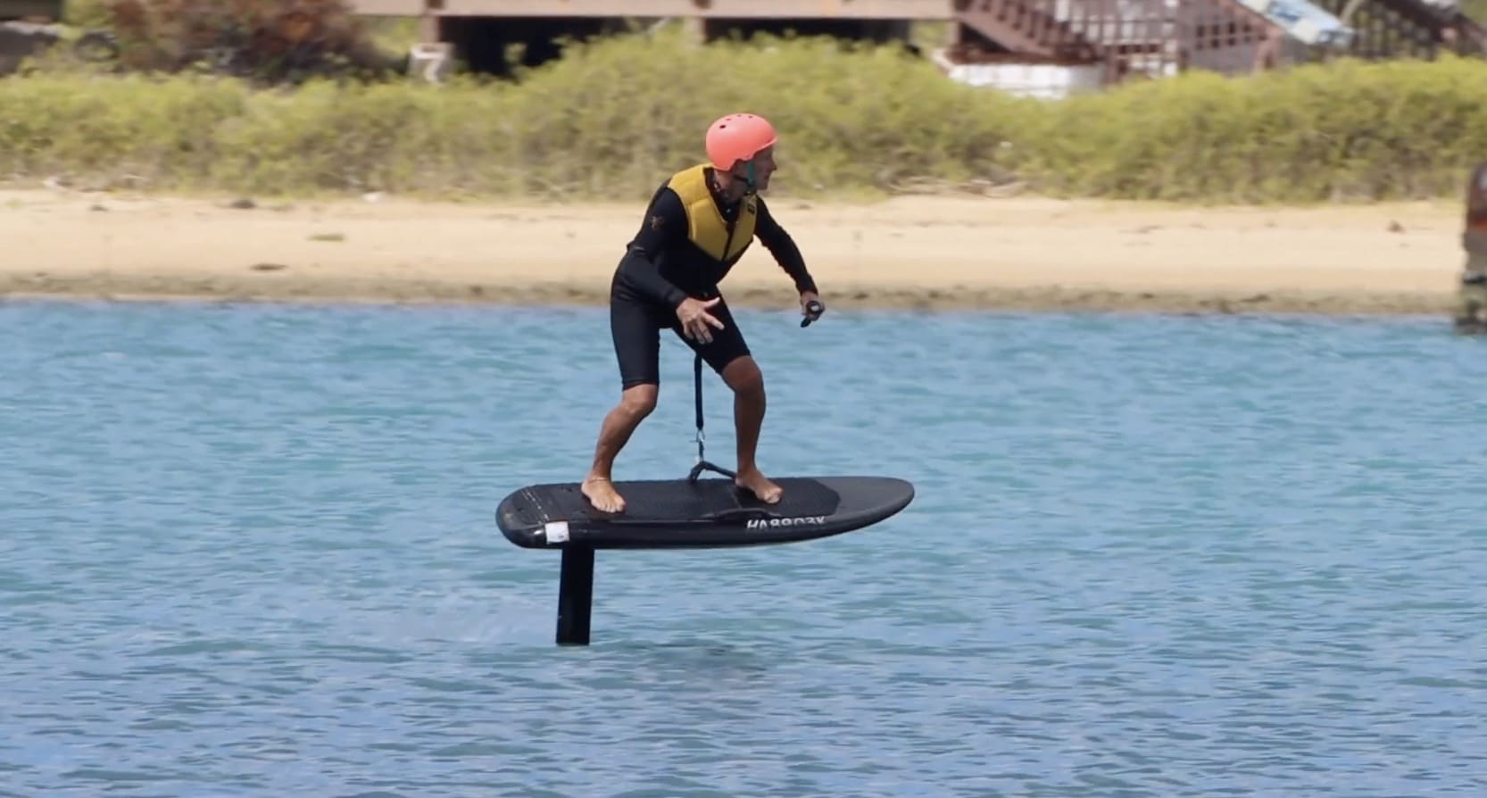 World’s First Sub $3000 eFoil Generates $350,000 In Pre-Sales ...