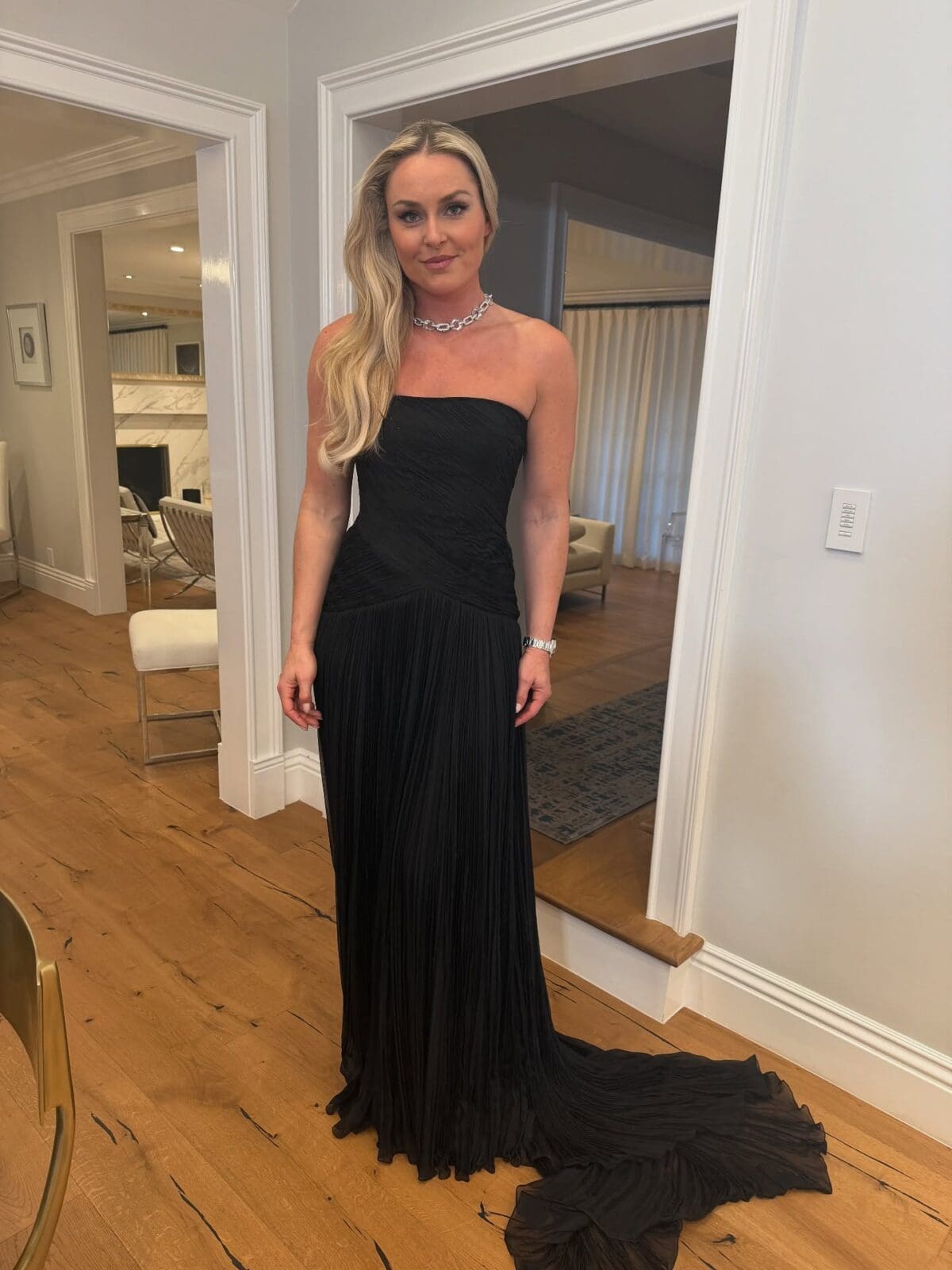 Lindsey Vonn Sports 41 Carats of Diamonds On 41st Birthday - Unofficial ...