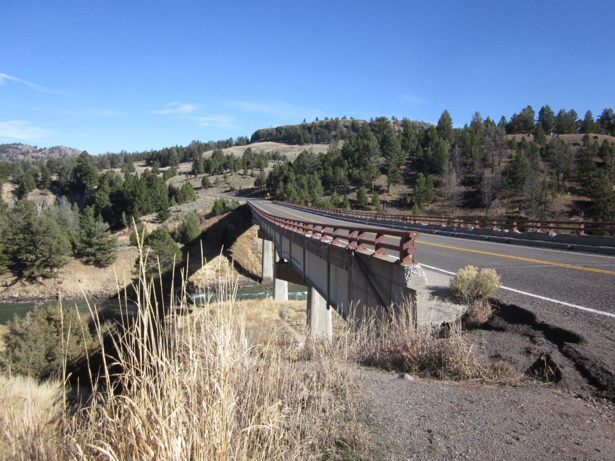Old Yellowstone River Bridge Removed As $118 Million Project Enters ...