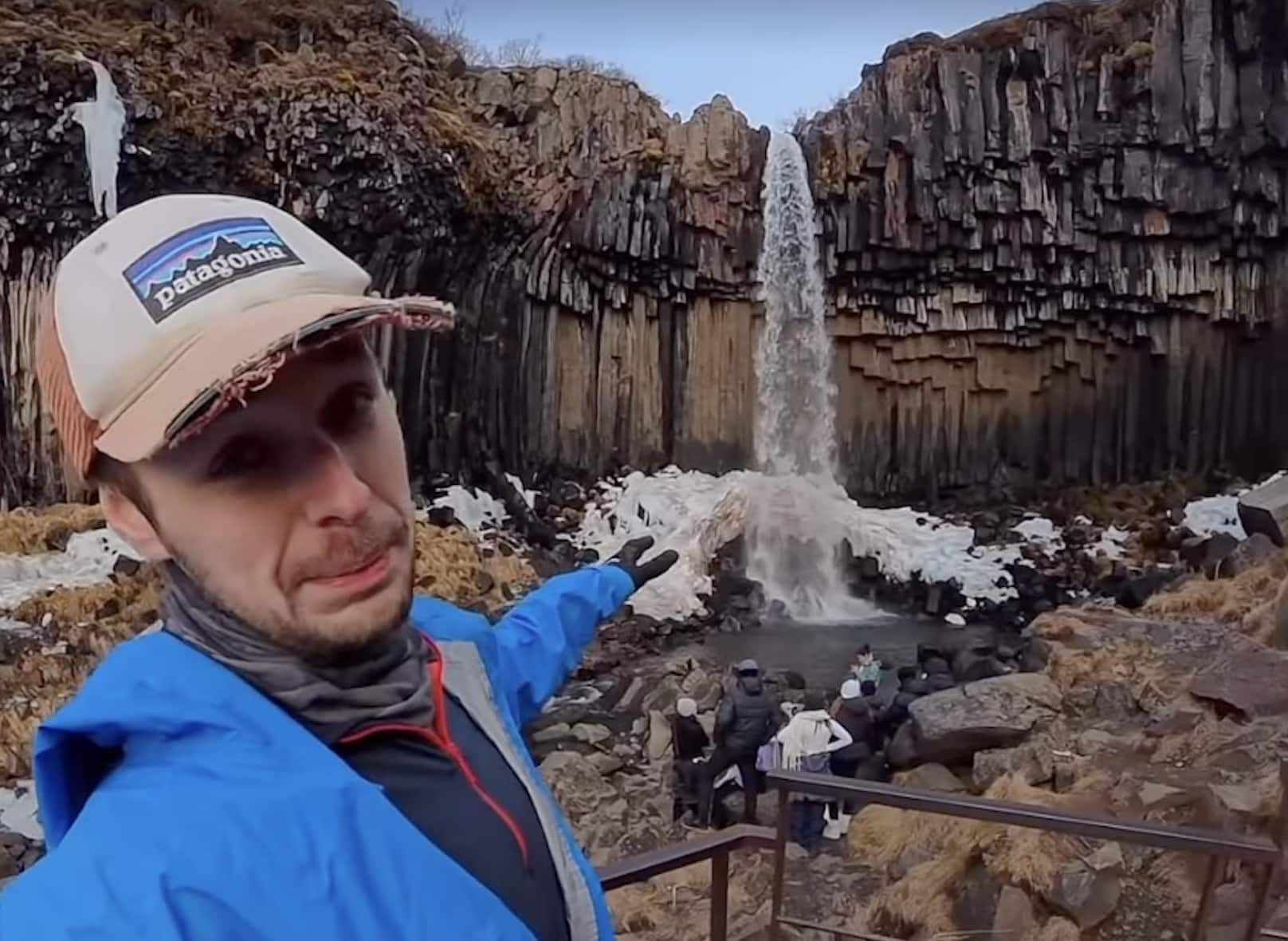Icelandic Man Disgusted By Tourists At National Park - Unofficial Networks