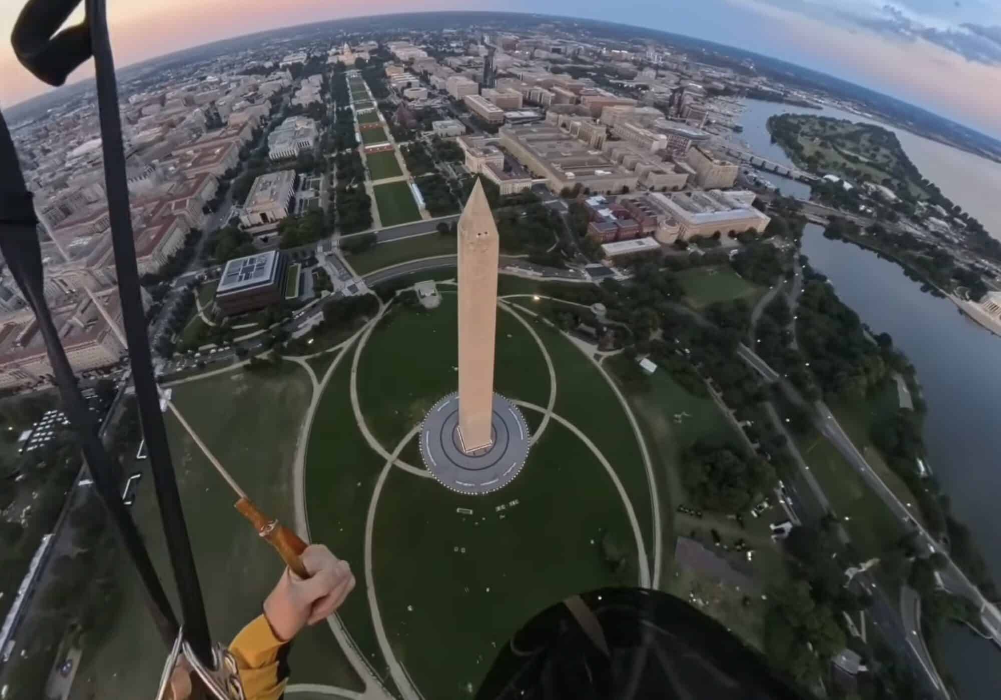 U.S. Army Parachute Team Swoops Past Washington Monument During ...
