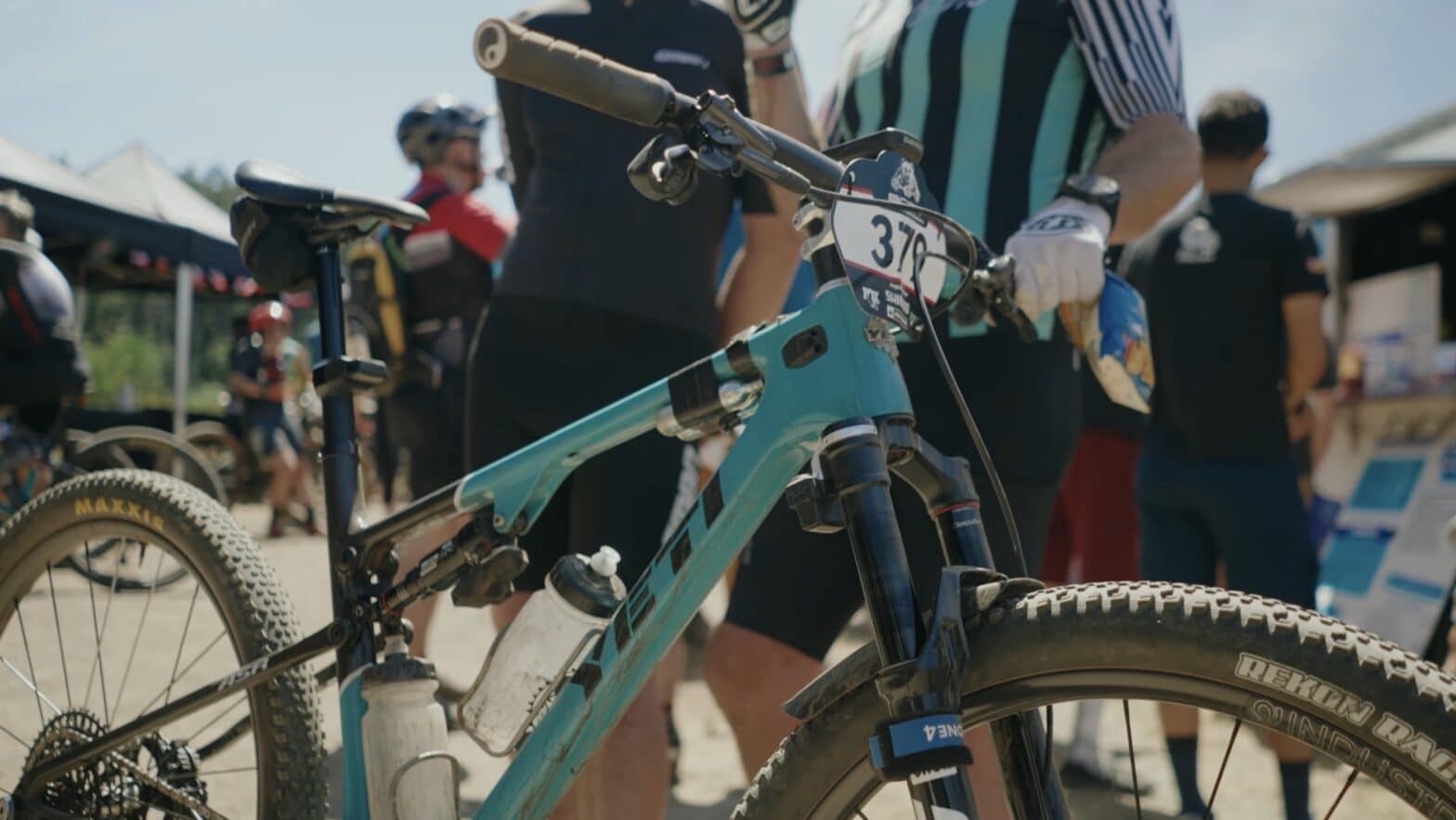 How Multi-Stage Mountain Bike Racers Afford Their Dream Mountain Bikes ...
