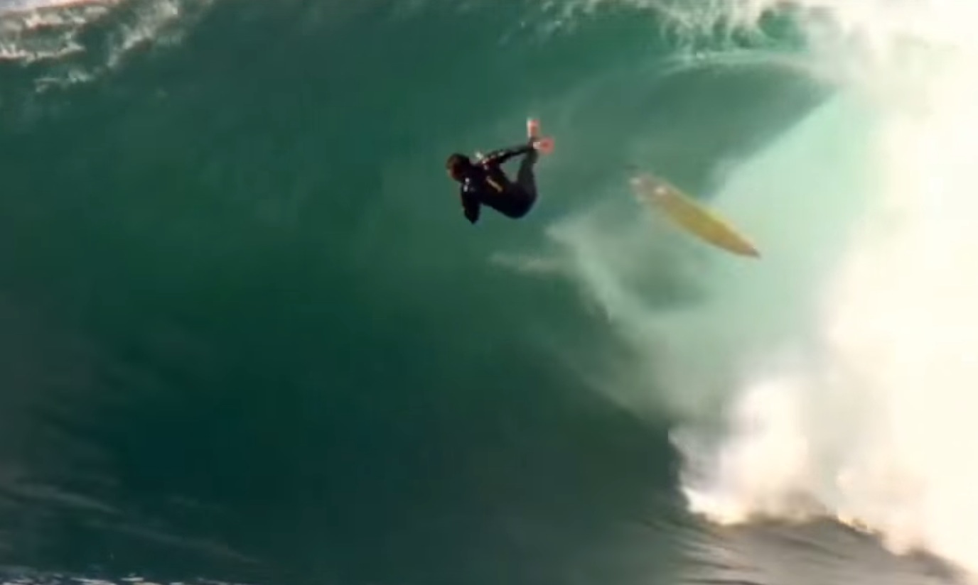 Video: The Worst Surfing Wipeouts Ever (Part 2) | Unofficial Networks