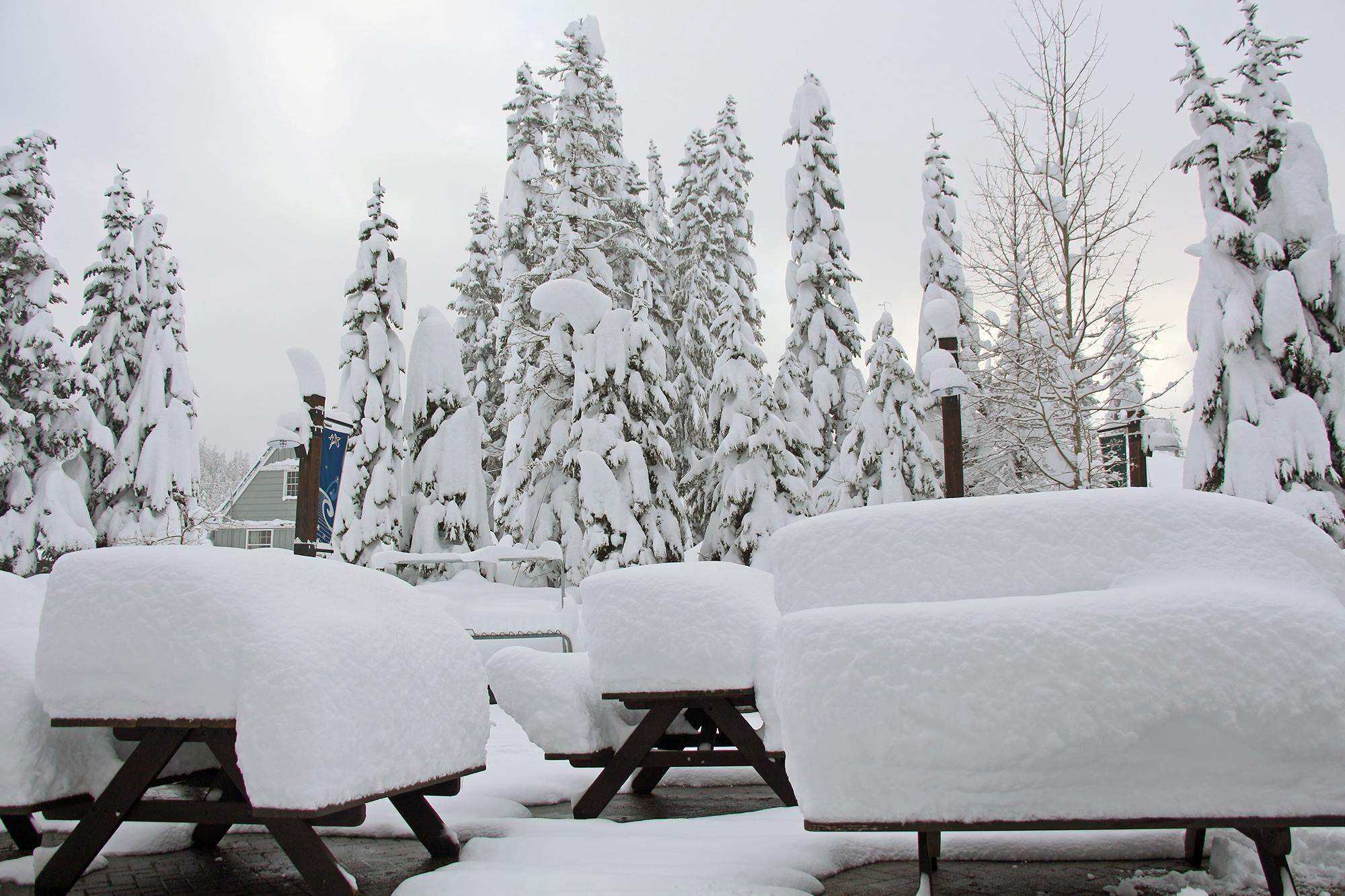 Snoqualmie Pass Just Had The Snowiest December On Record With 193″