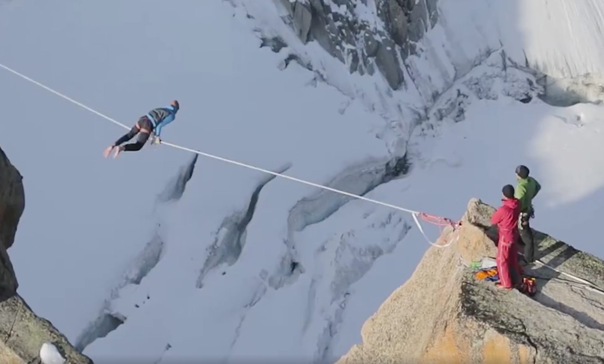 WATCH: How Crazy French Slackliners “Cross Train”