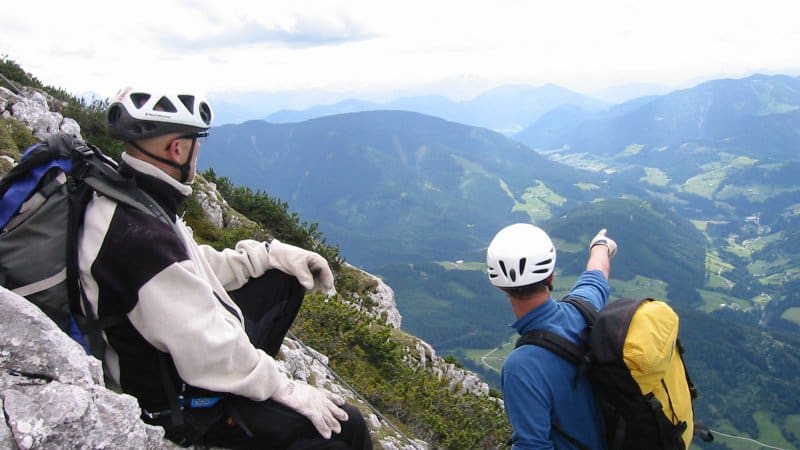 Tourists Climb Austrian “Stairway to Heaven” Hovering Over 2,000ft Abyss
