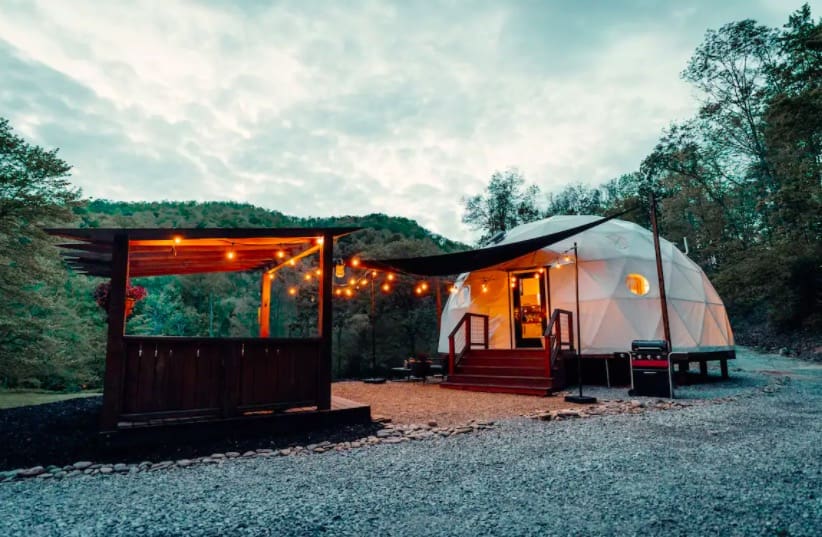 VIDEO: Luxury Geodesic Dome Glamping (Airbnb $219 Per Night)