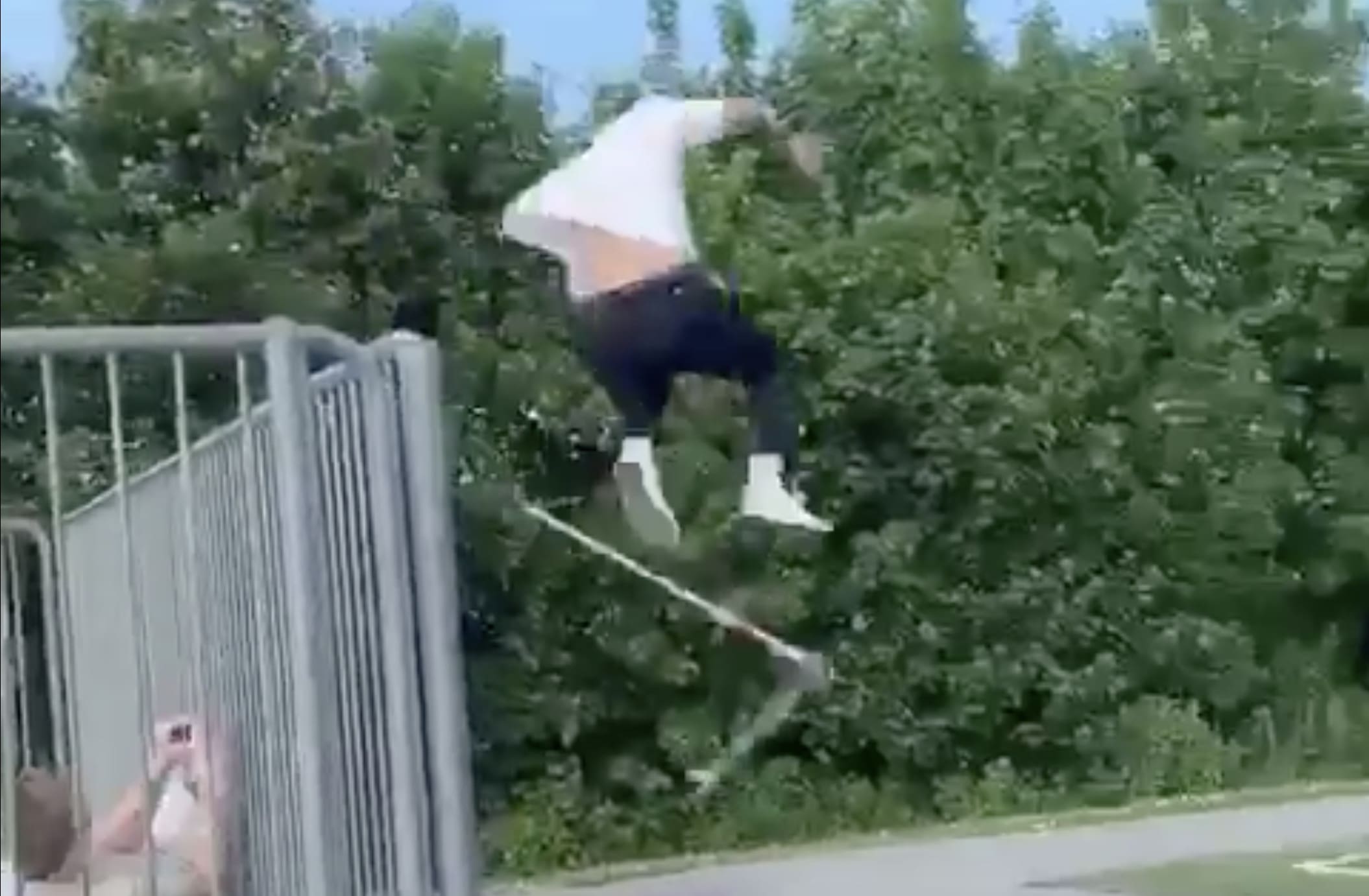 Watch: Hands Down The Worst The Razor Scooter Crash You Will Ever See ...