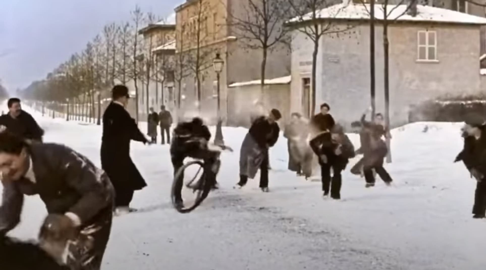 Snowball Fight Filmed 120 Years Ago Remastered To Look Like It Happened Yesterday Unofficial snowball-fight-filmed-120-years-ago-remastered-to-look-like-it-happened-yesterday-unofficial