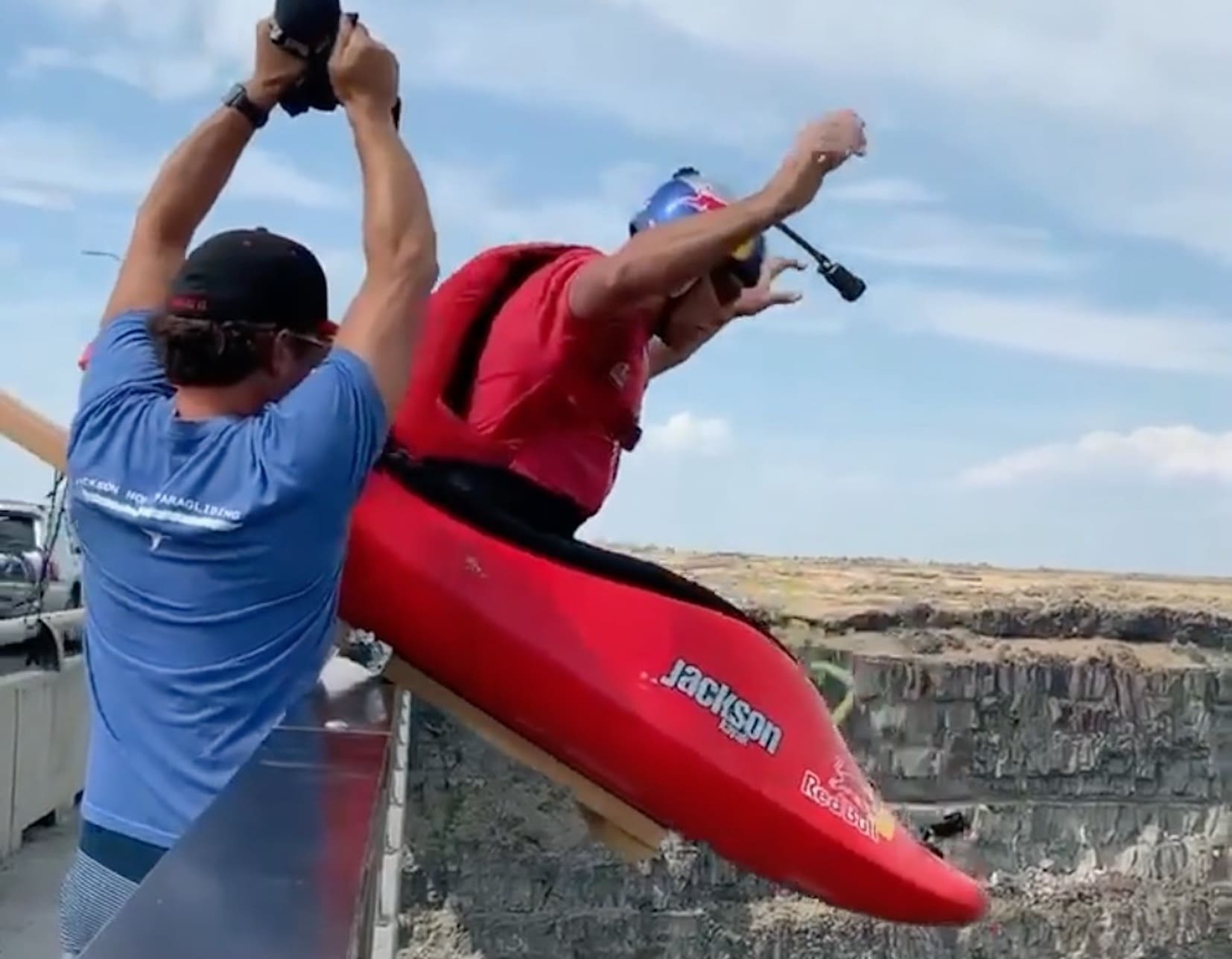 VIDEO: Kayaker Sends BASE Jump Off Bridge in Twin Falls, Idaho ...
