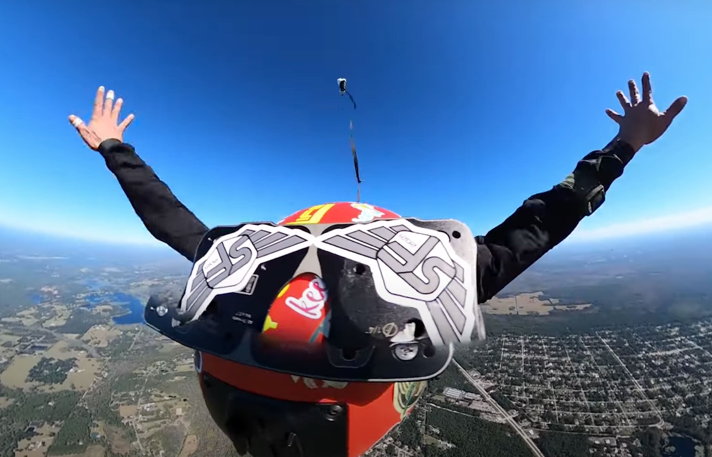 Florida Skydiver Experiences Double Parachute Malfunction