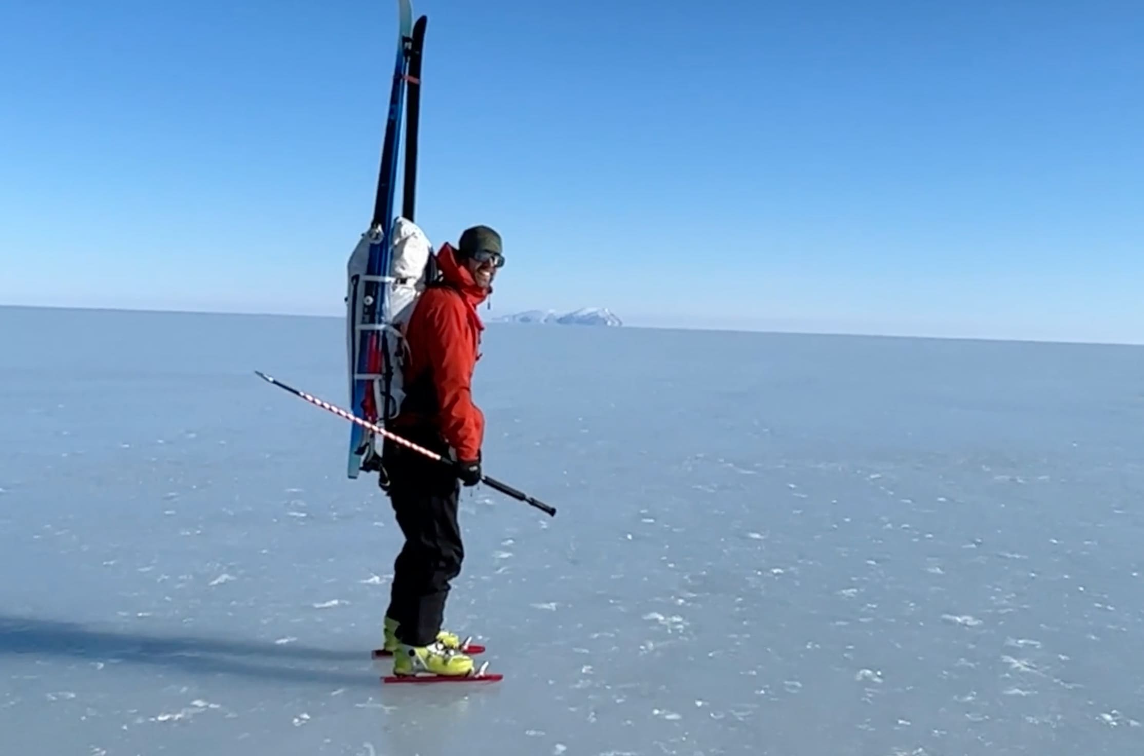 VIDEO: Ice Skating & Skiing Across 85 Miles of Alaskan Wilderness