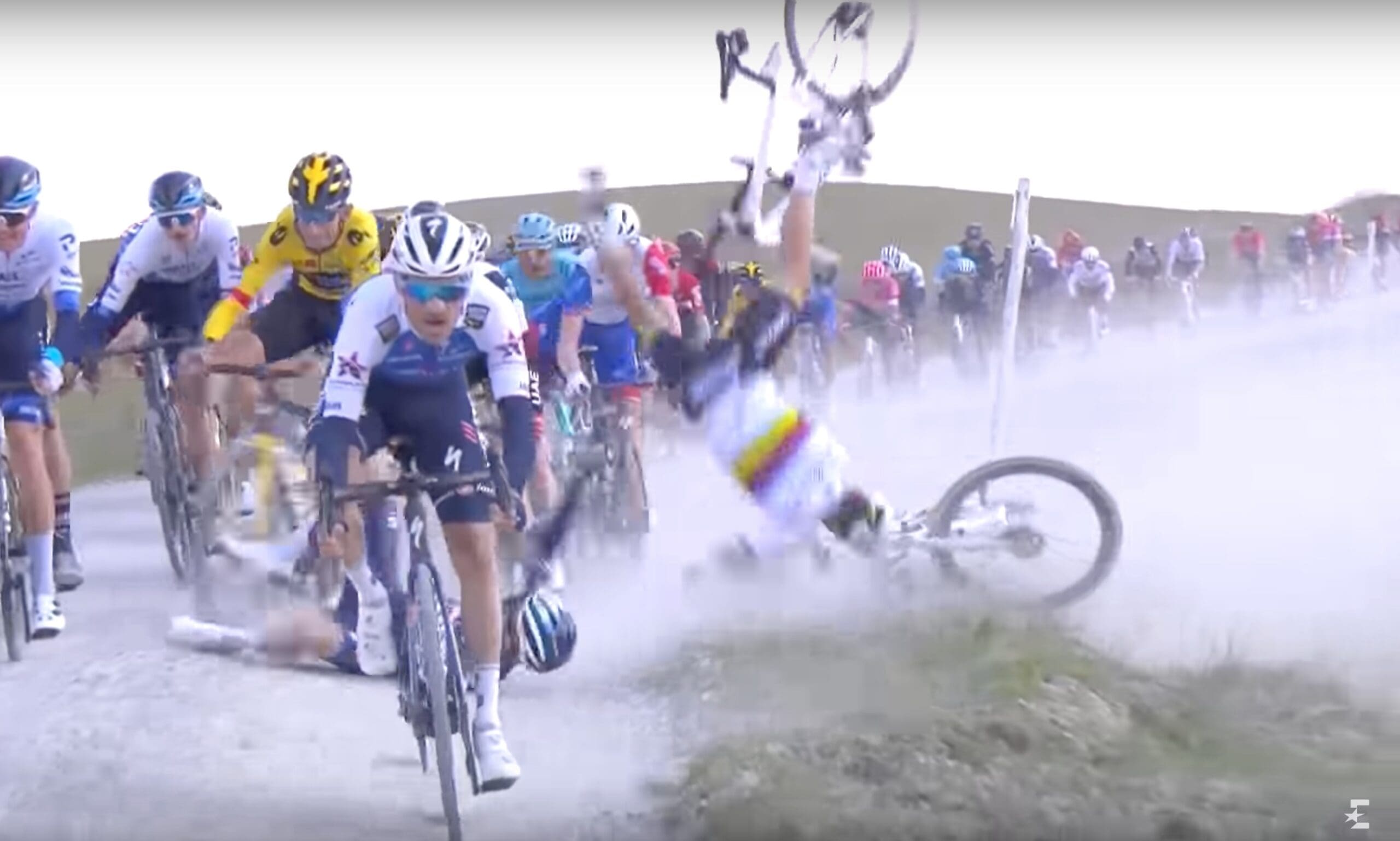 VIDEO: Wind Gust Causes Massive Crash At Bike Race | Unofficial Networks