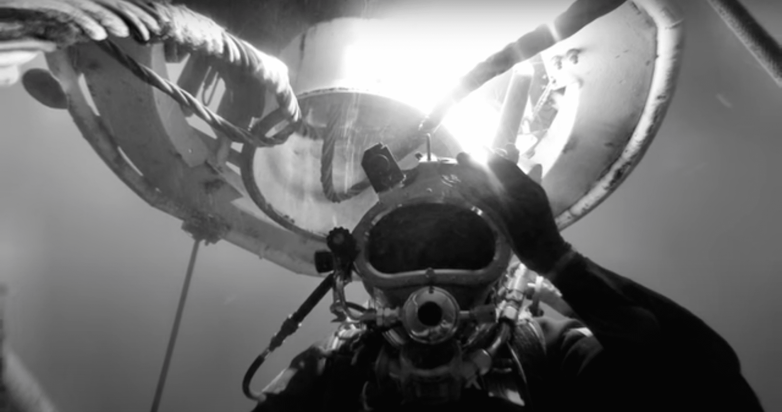 The Wild World Of Saturation Diving (Video)