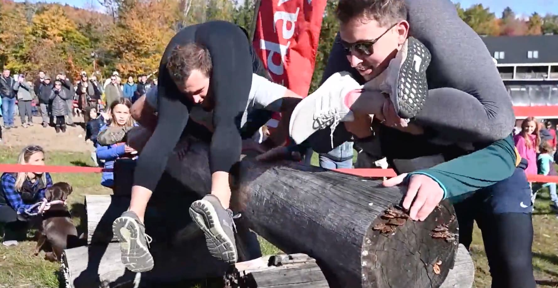 VIDEO: North American Wife Carrying Championship (Winner Gets Wife’s ...
